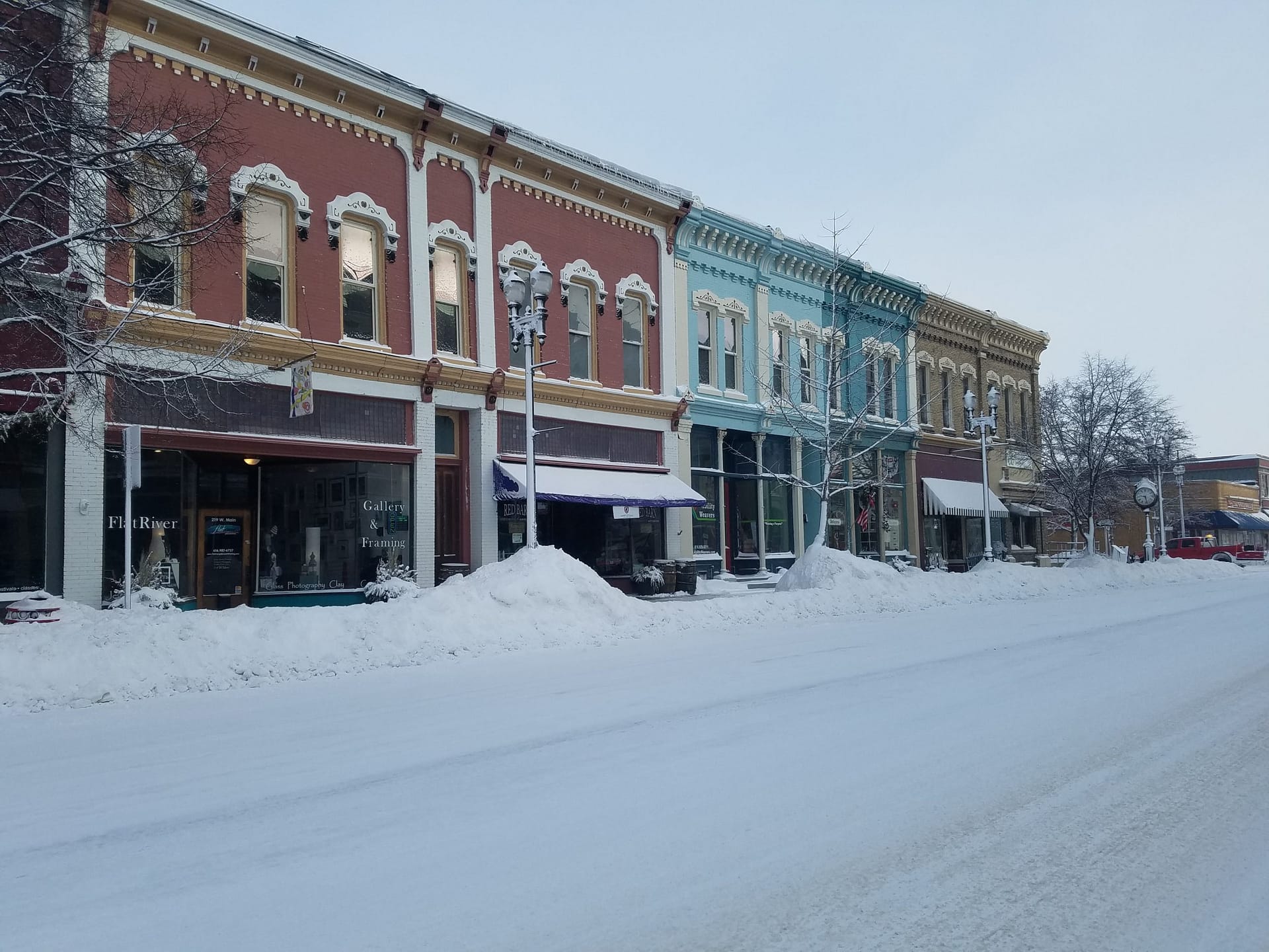 Scenes from Lowell: Sun in the Midst of Snow Edition - Lowell's First Look