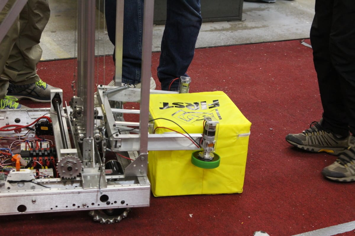 Red Arrow Robotics Team Ready for Competition - Lowell's First Look