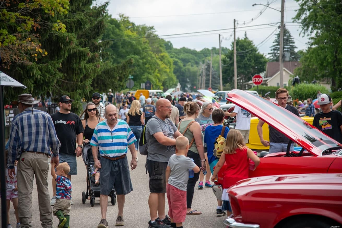 29th Annual Lowell Riverwalk Festival Happening This Weekend - Lowell's ...