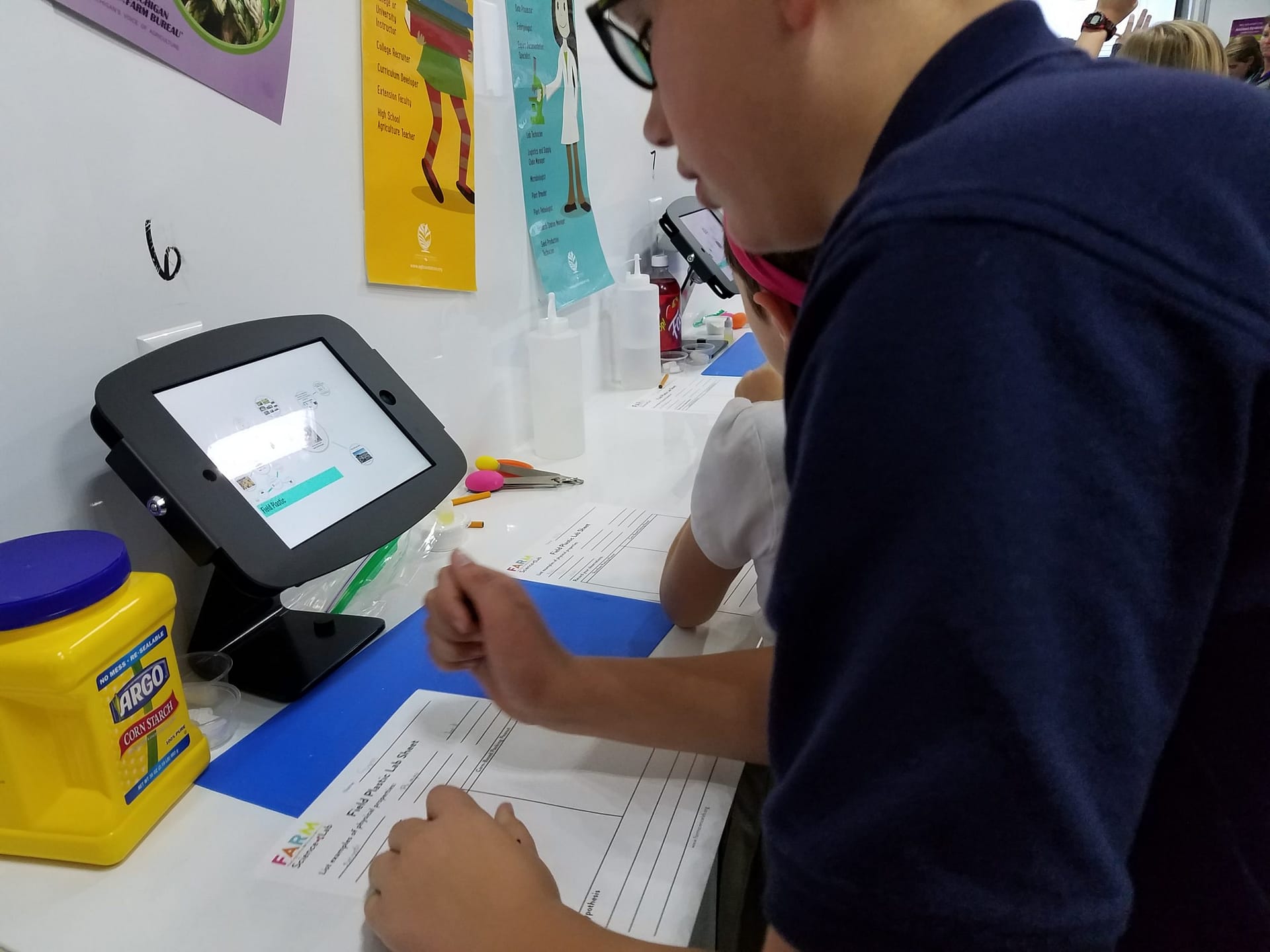 FARM Science Lab Makes Stop at St. Patrick School - Lowell's First Look