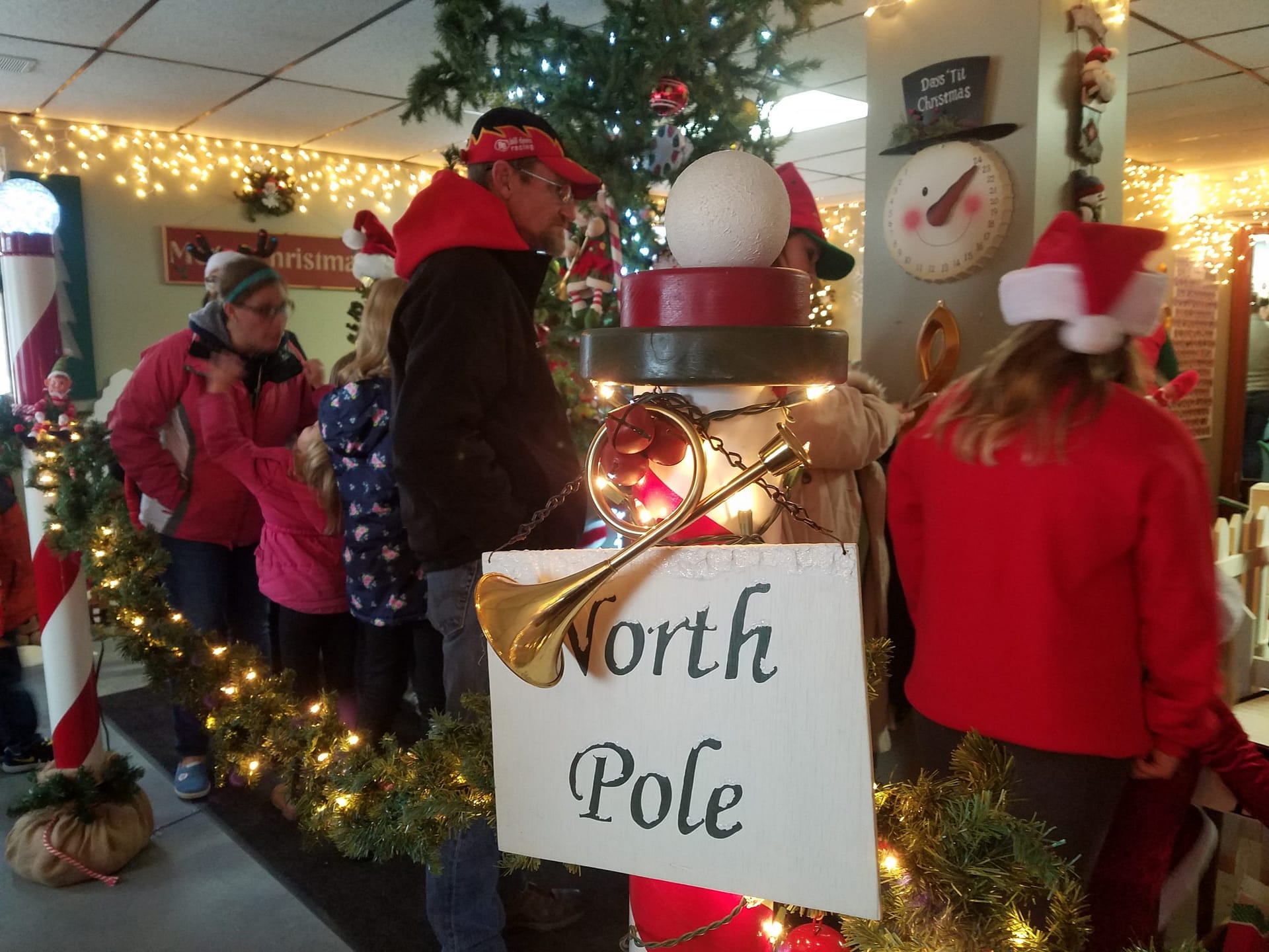 Scenes from Lowell: Christmas Comes to Lowell Edition - Lowell's First Look