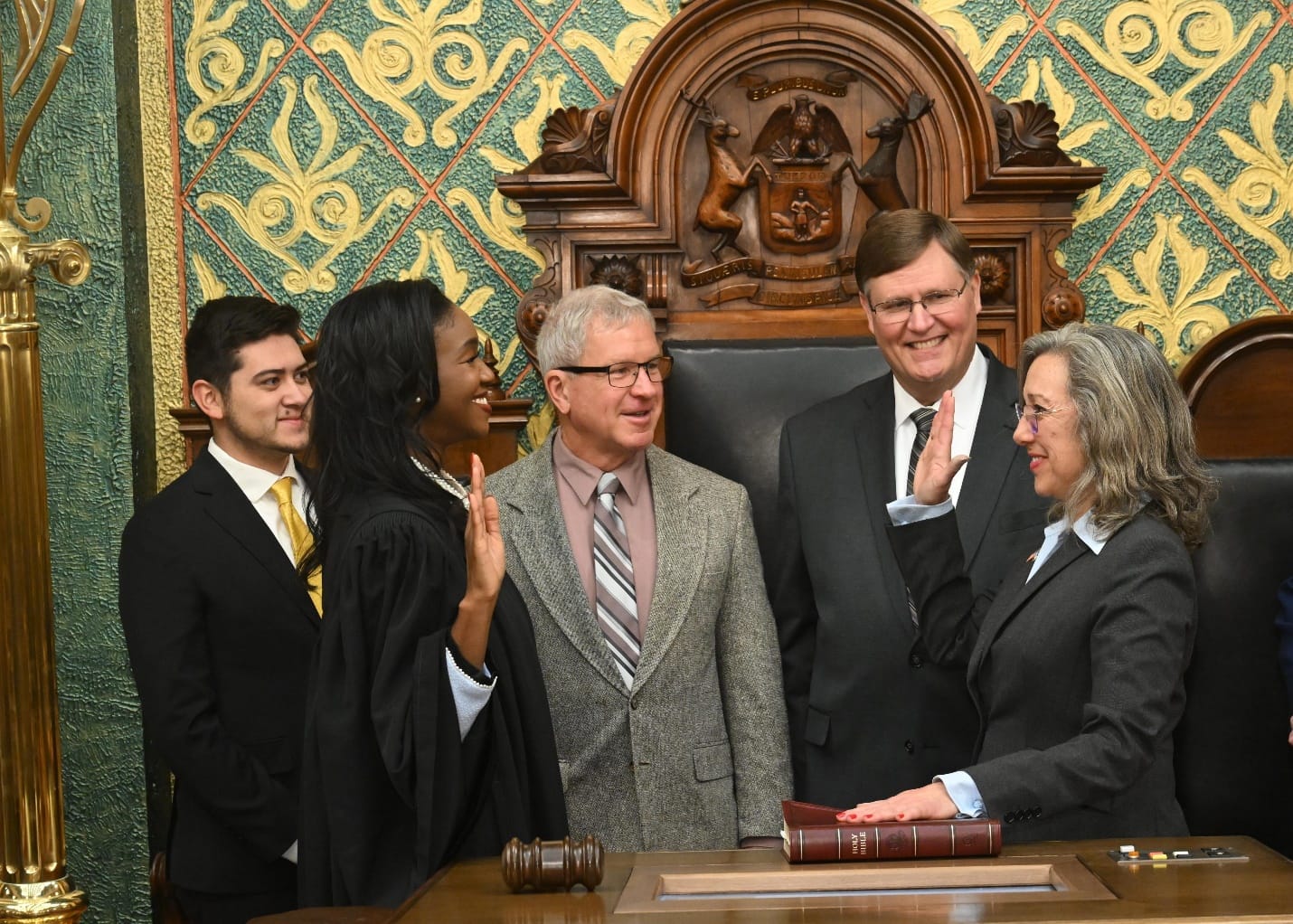 Rep. Gina Johnsen Sworn In for Second Term - Lowell's First Look